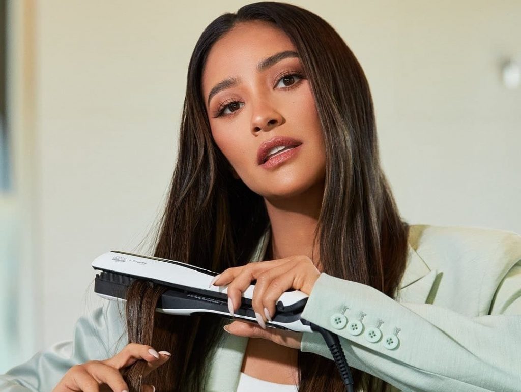 5 Best Flat Irons With Comb Attachment in 2026