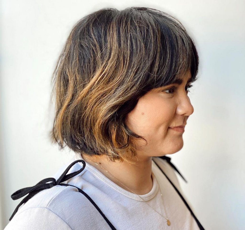 Does Short Hair Make You Look Fatter or Thinner?
