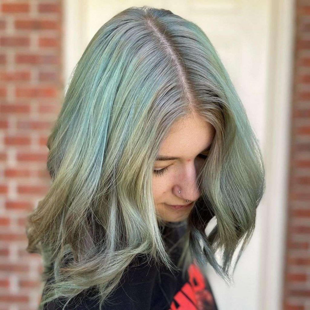 Will Purple Shampoo Fix Green Hair? (4 More Effective Ways)