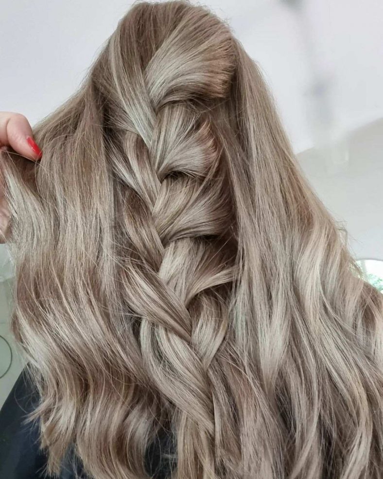 How to Tone Down Hair Color That Is Too Bright? 7 Methods