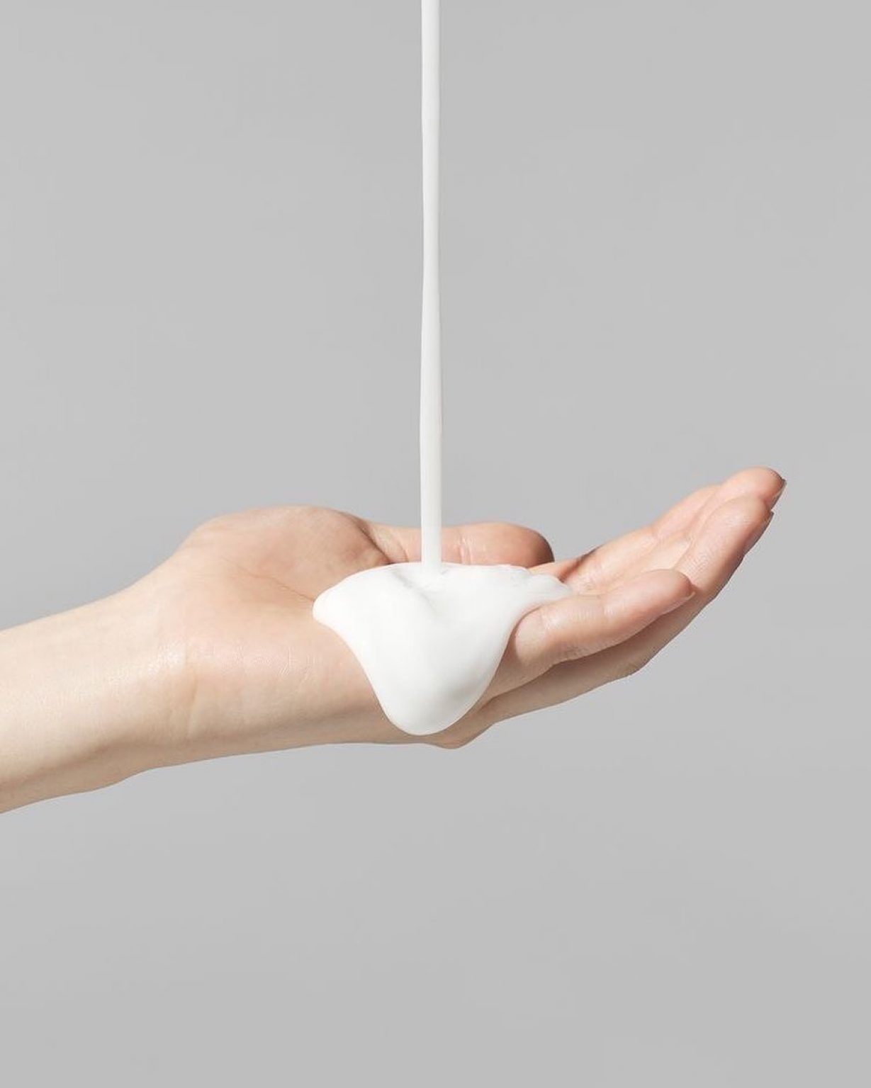 How to Remove Toner From Hair: 8 Effective Methods