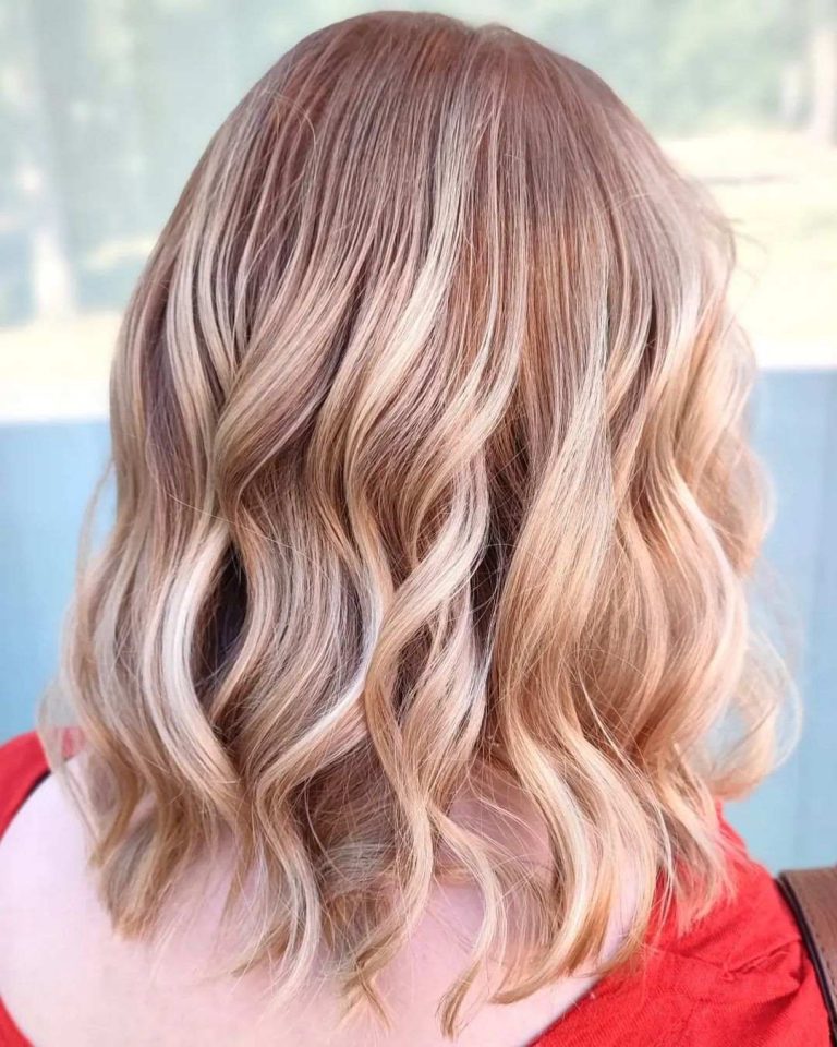 How to Add Lowlights to Bleached Hair