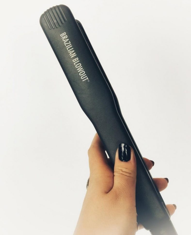 7 Best Titanium Flat Irons in 2025 [Expert Reviews]