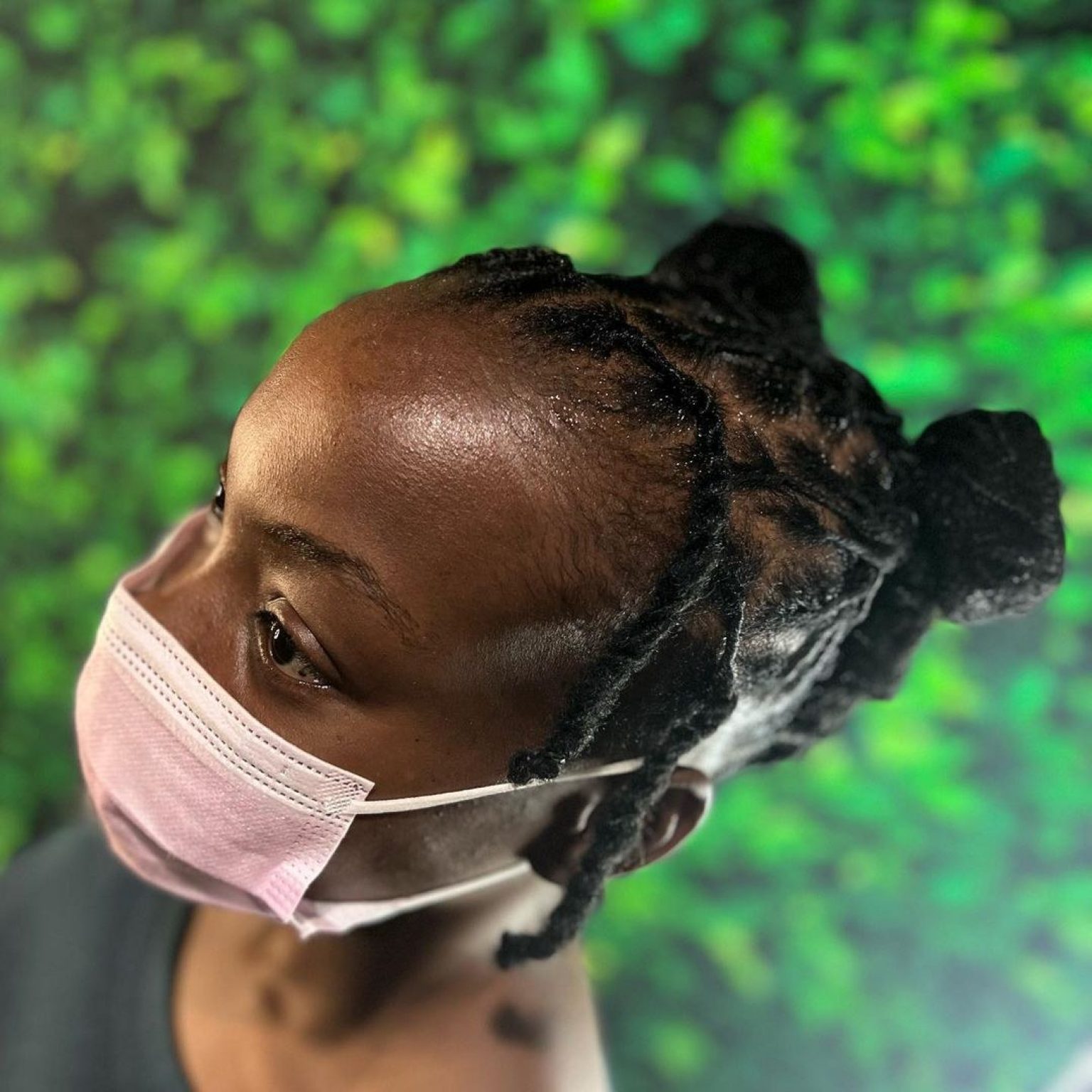 30 Beginner Short Loc Hairstyles for Women: Easy & Cool Ideas